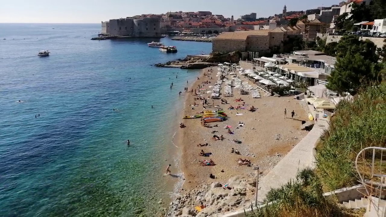 October beach scene in Dubrovnik - YouTube