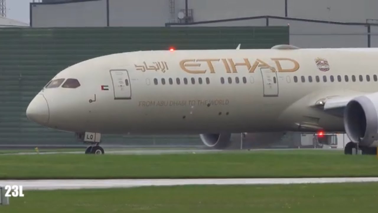 Welcome Back Etihad Airways Boeing 787-9 A6-BLQ EY21 Abu Dhabi AUH To ...