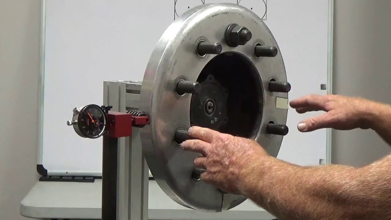 Radial Run Out Gauge P09 Gauges Demonstration Method 01 - YouTube