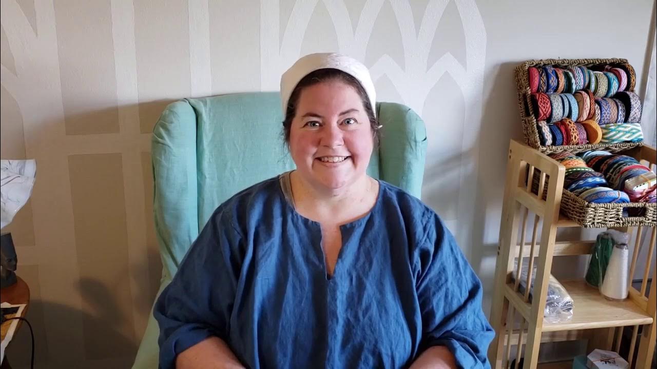 Tablet Weaving for the Absolute Beginner - YouTube