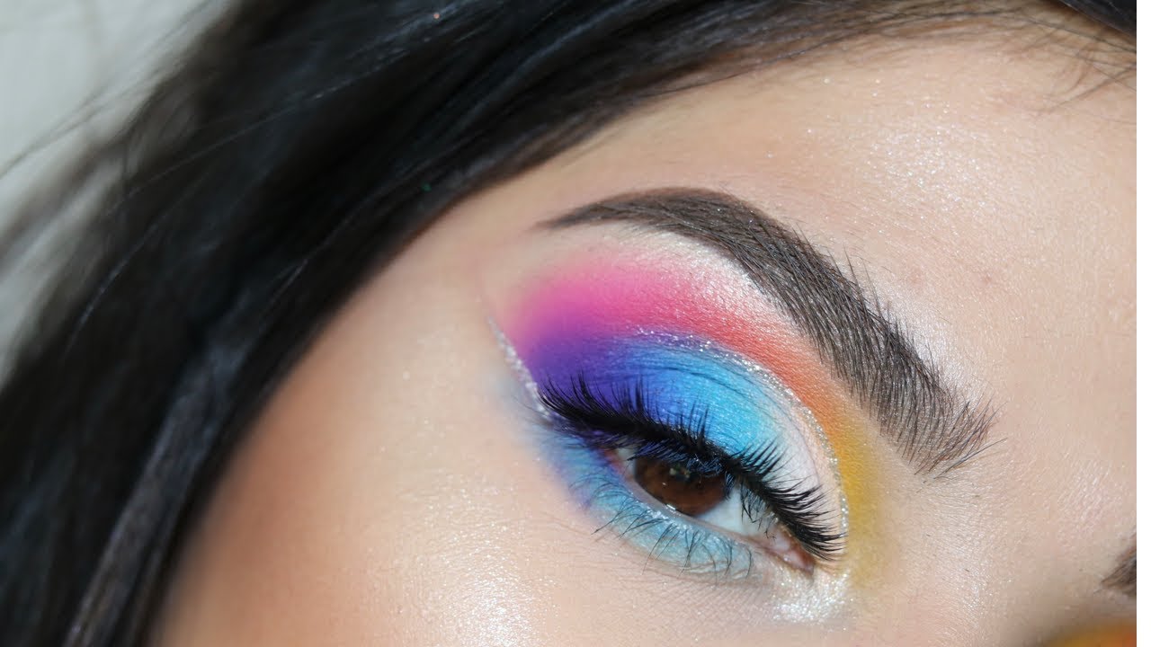 RAINBOW CUT CREASE! - YouTube