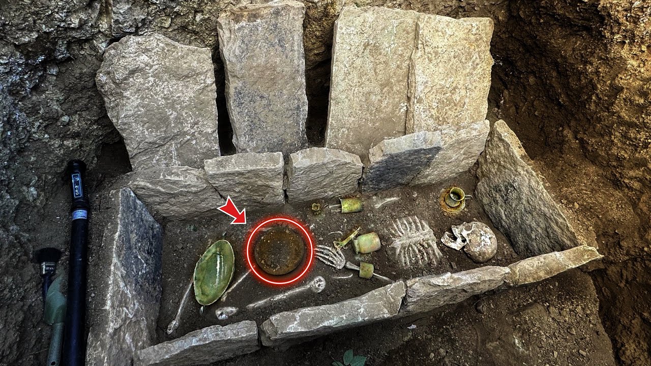 We Found A Very Big Treasure. Treasure Hunt With 3D Scanner And Metal ...