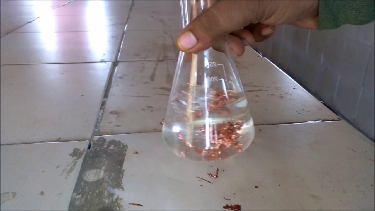 formation of copper nitrate from copper and nitric acid - YouTube