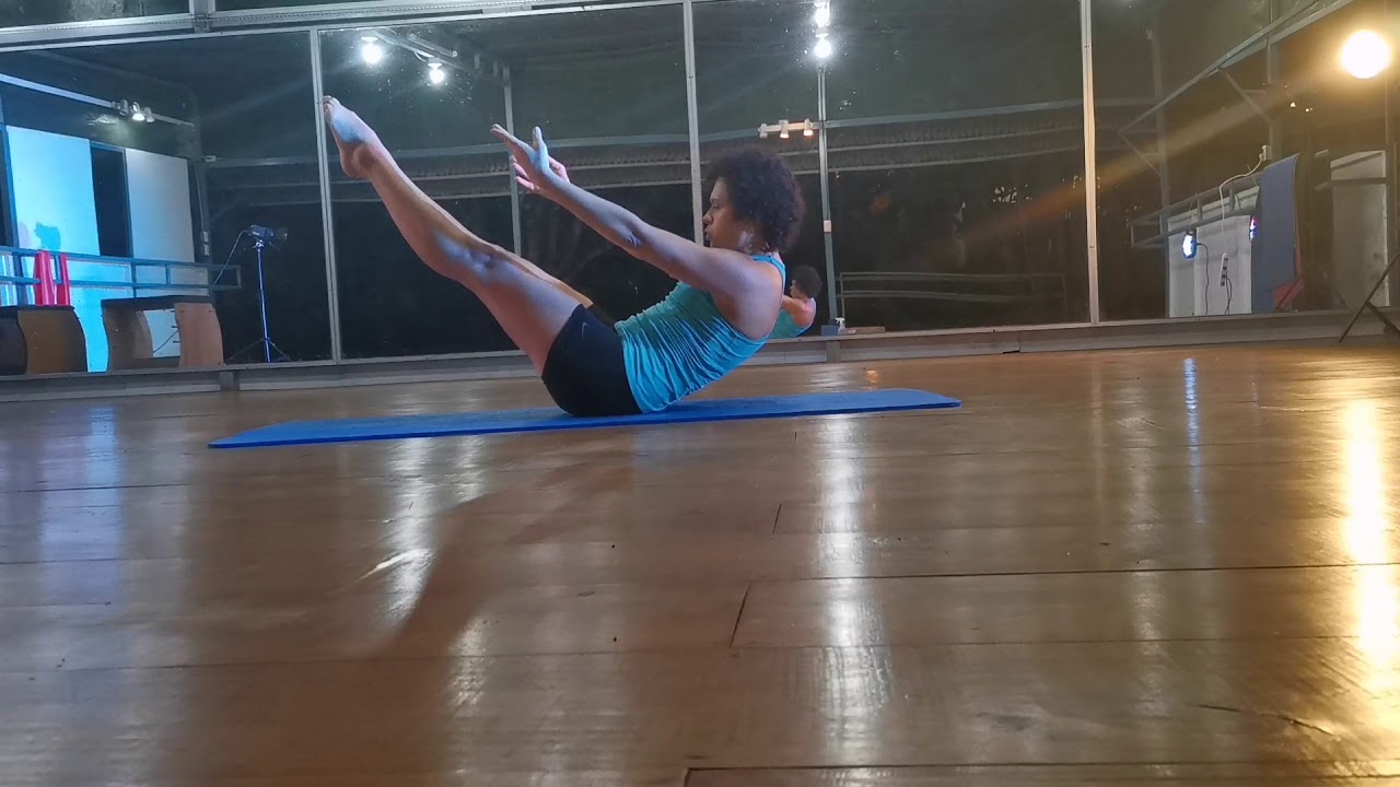 Pilates teaser, single straight leg, single leg stretch, spine movility ...