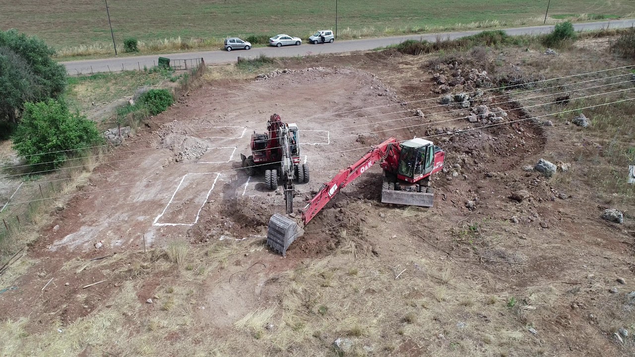χωματουργικες εργασιες κωστας χαραλαμπους - YouTube