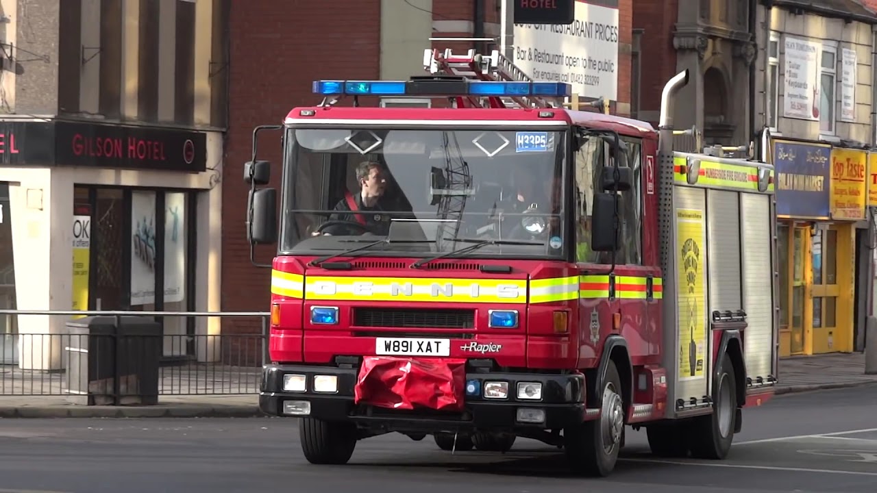 Humberside Fire & Rescue - Dennis Rapier Driver Training Vehicle On A ...