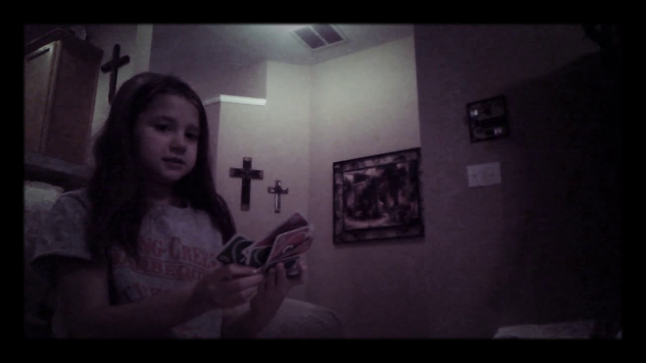 Me and my dad play Uno! -Kid Scream Squad - YouTube