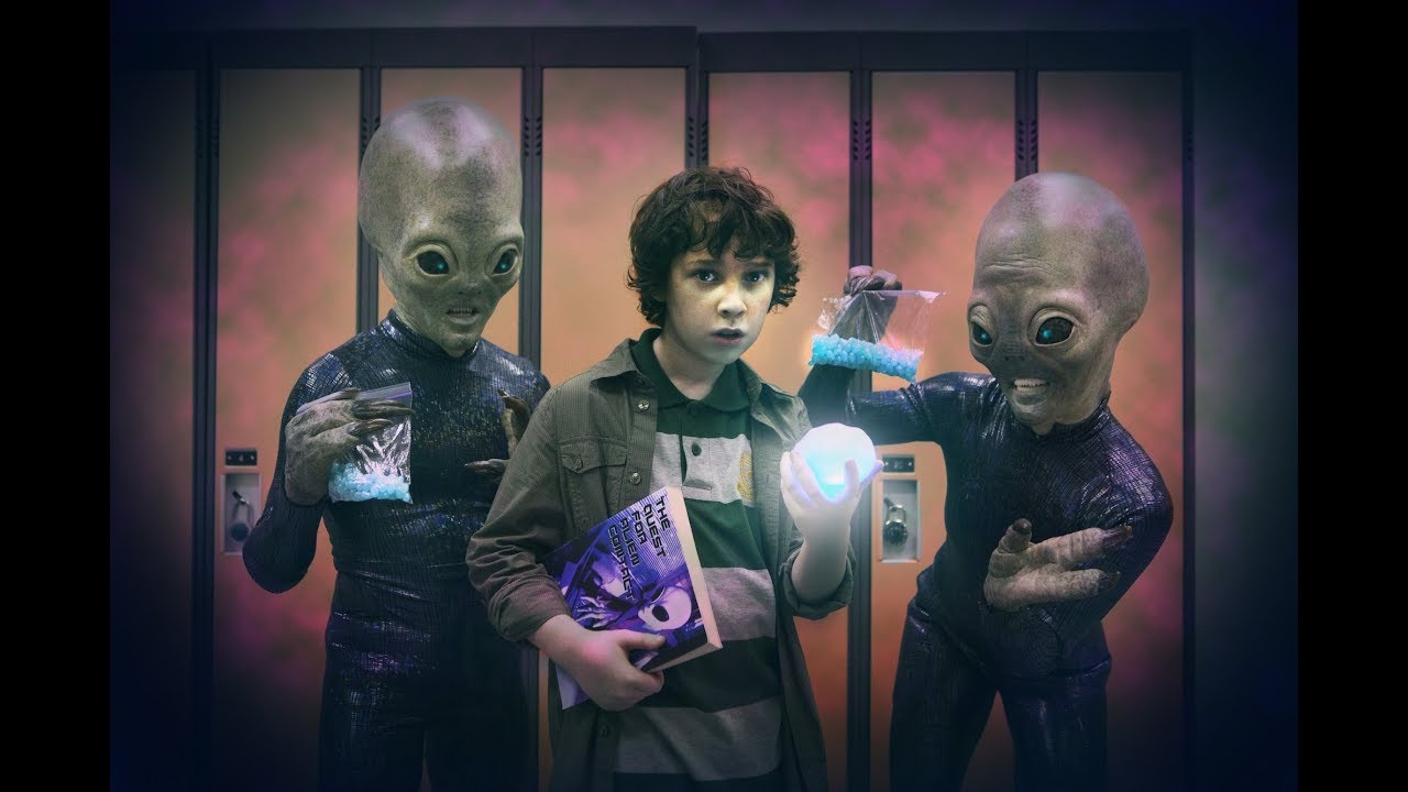 The Haunting Review: Alien Candy - YouTube