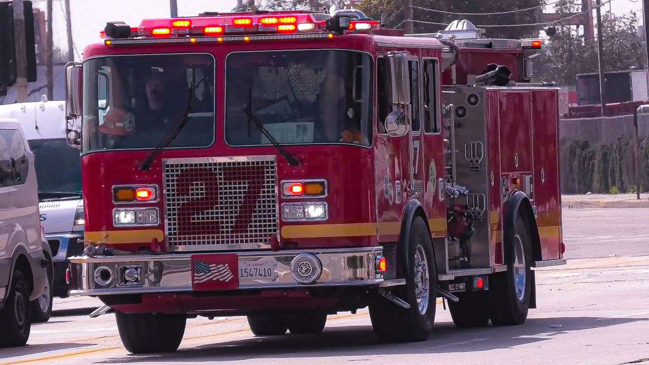 LACoFD Engine 27 Responding - YouTube