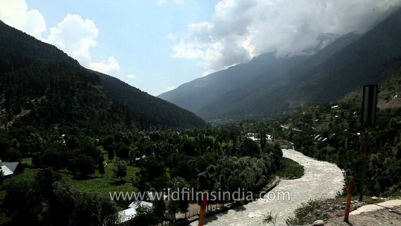 Sind River en route Srinagar from Baltal - Driving on NH1A in Kashmir ...