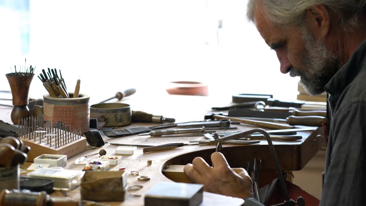 Josef Lackner | Goldschmied - YouTube