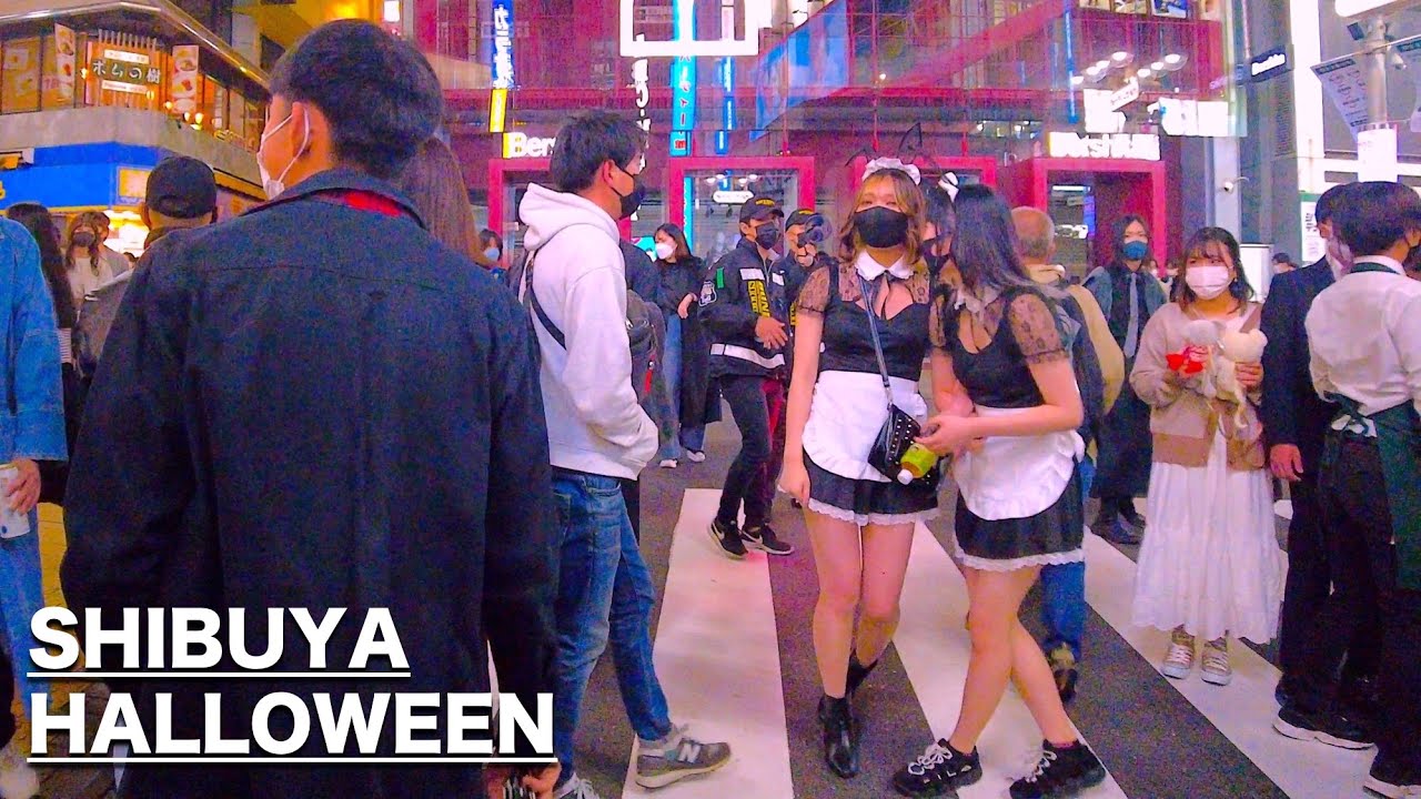 【4K】 There are many cosplay beautiful girls at Halloween Night in ...