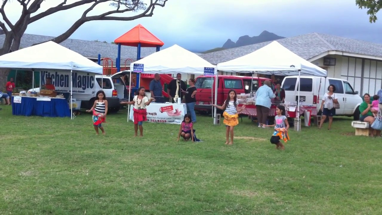 Mahiku Farmers market in kailua hawaii 2 - YouTube