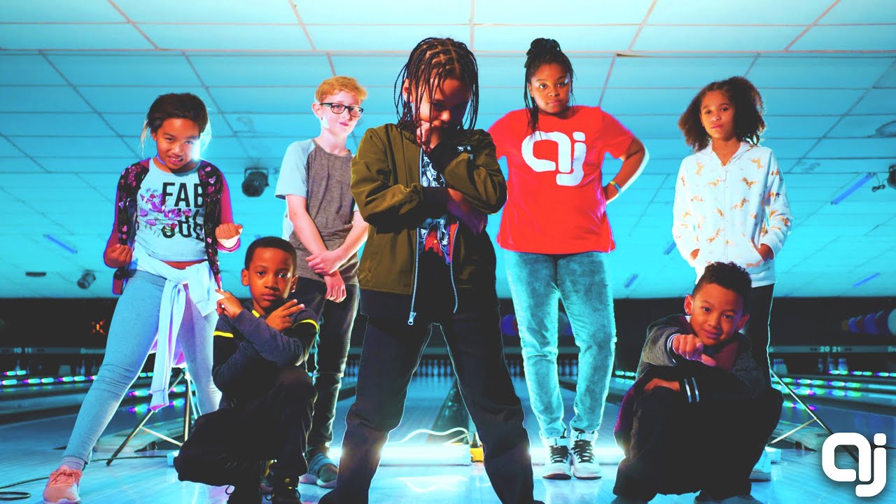 AJ - PLAY WITH ME (OFFICIAL MUSIC VIDEO) - YouTube