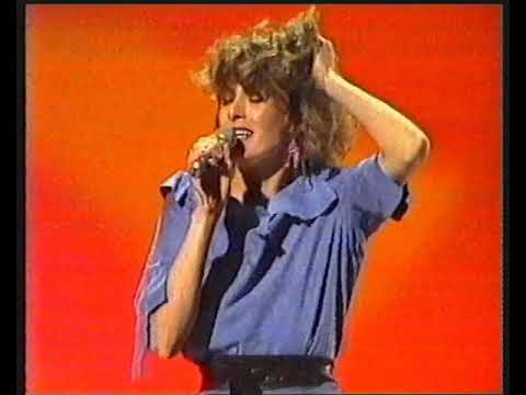 Debbie Byrne - Live on The Don Lane Show 1983 - YouTube