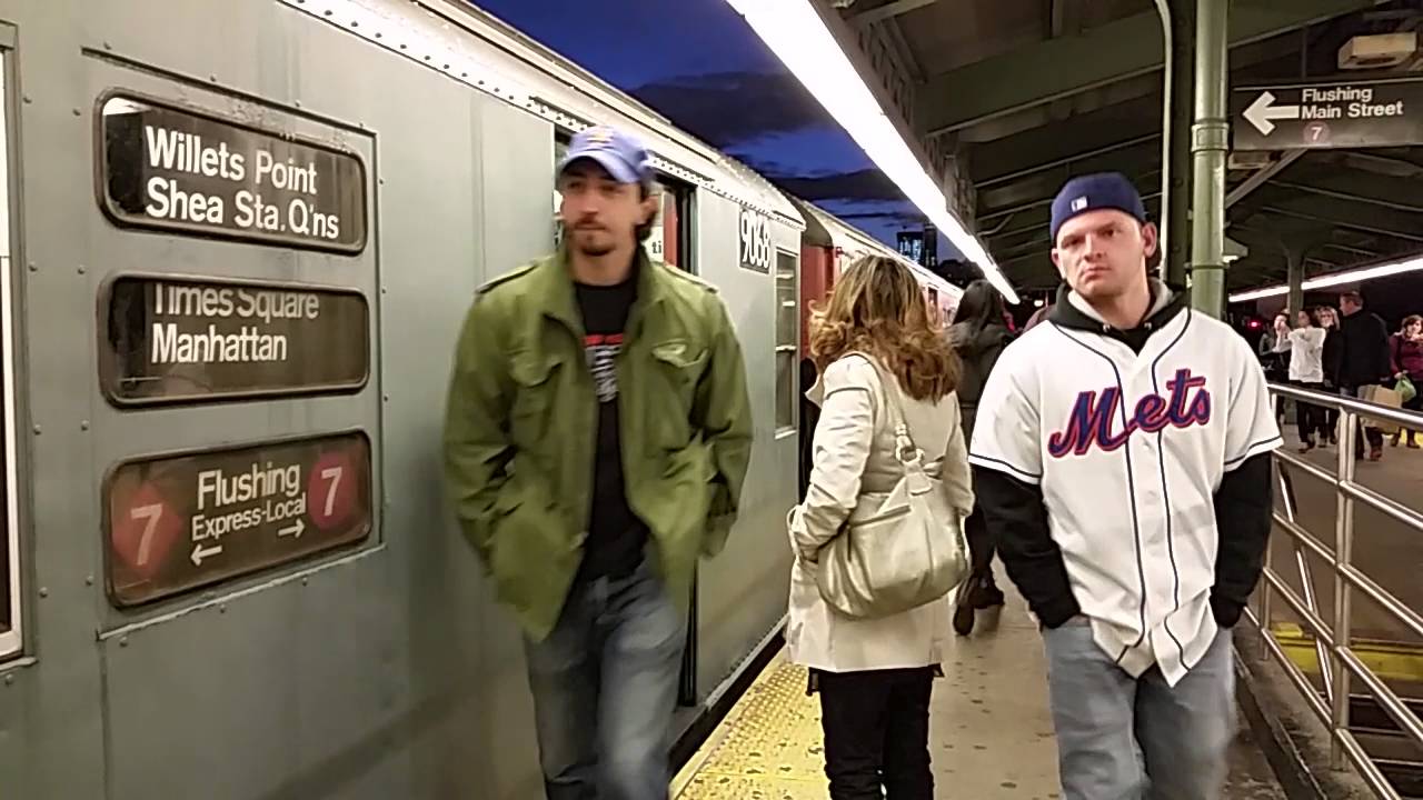 (2015 Mets Playoff Special) Train of Many Colors arriving at and ...