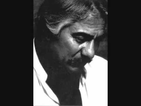 Μανος Χατζιδακις Κωστας Χατζης Μια Παναγια(HQ) - YouTube