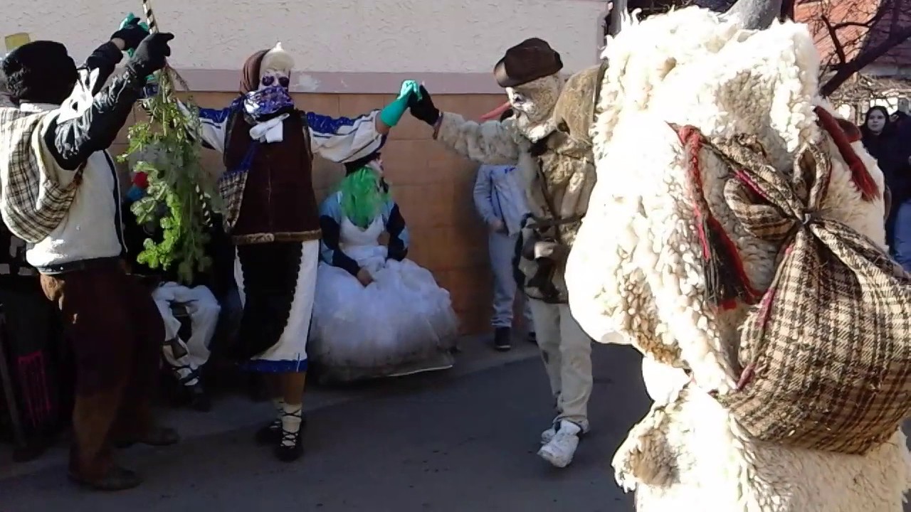 Pitaraii cu Masti! Orzesti 2015 - YouTube