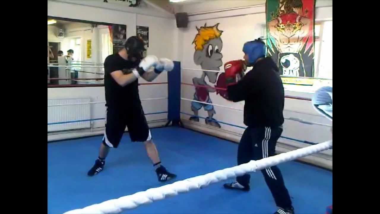 Frank "The Shank" Sadler Sparring - YouTube