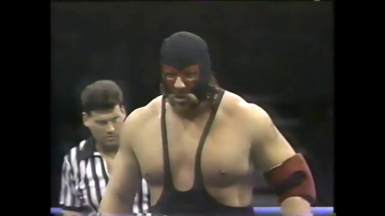 Robbie V vs Jobber Shanghai Pierce WCW 1993 - YouTube