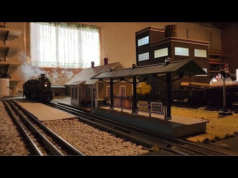 Santa Fe Hudson 3463 and The Fast Mail Express - YouTube