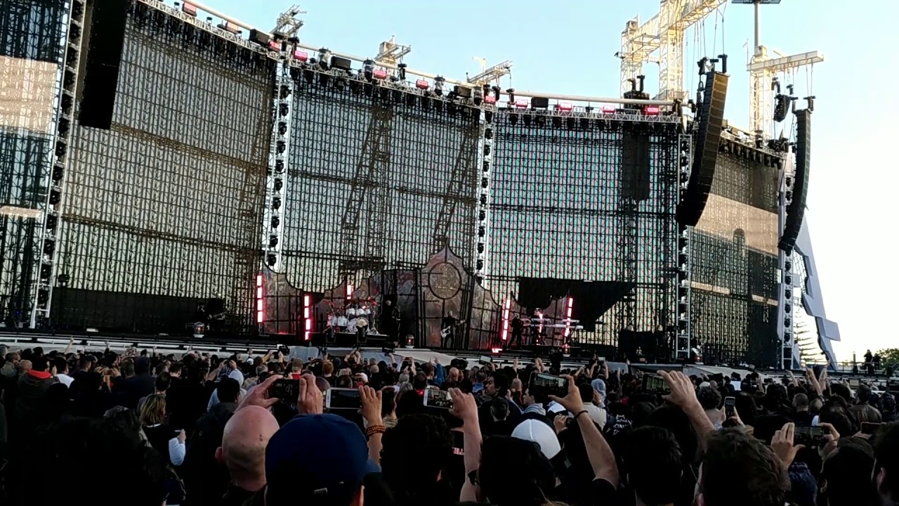 Concerto Ghost - Estádio do Restelo - YouTube