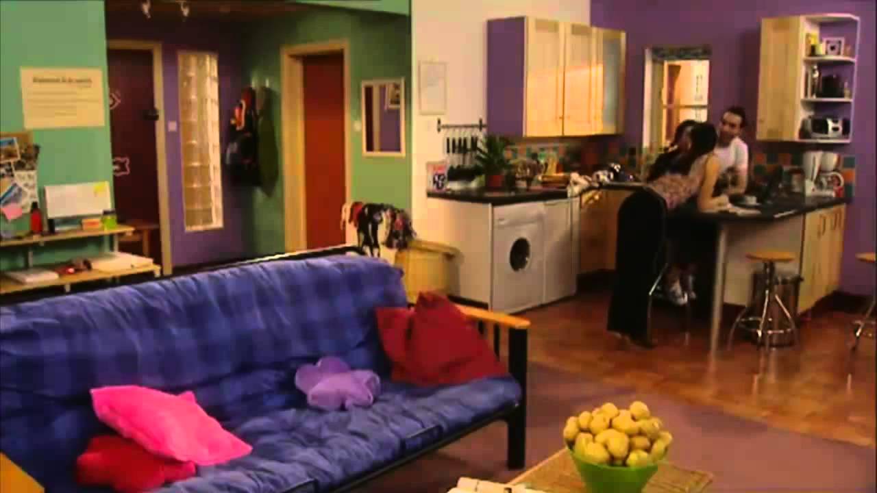 Extra en Francais - Episode 2 - Sam fait du shopping - YouTube