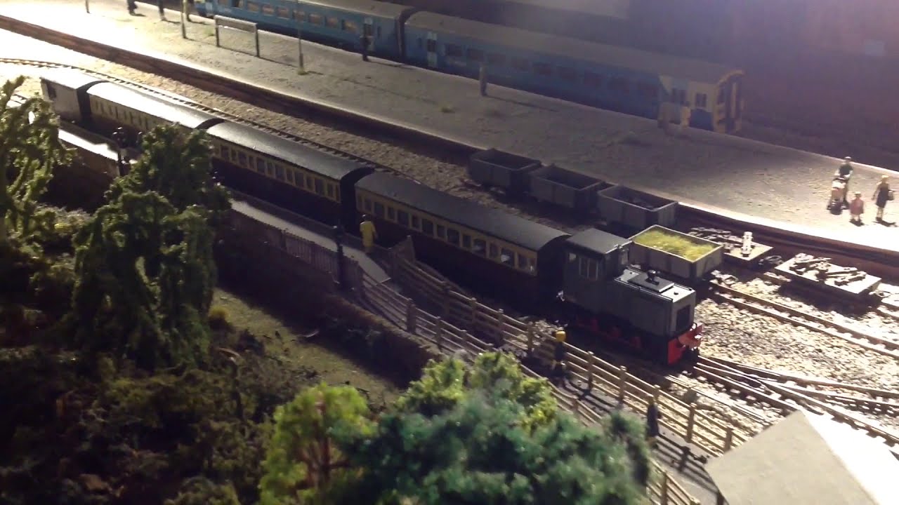 009 gauge Vale of Rheidol Model Railway featuring No 10, Aberystwyth ...