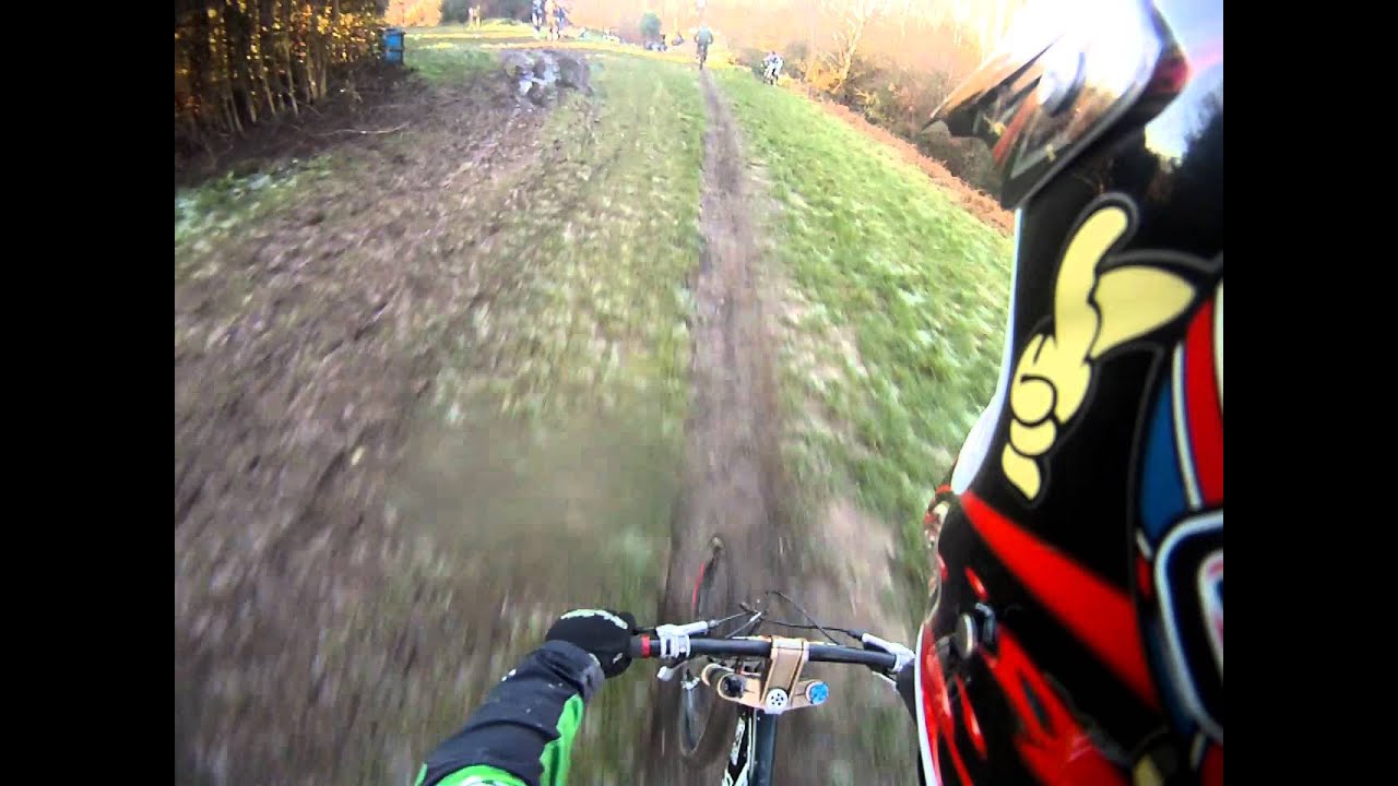 Masive downhill mtb jump train - YouTube