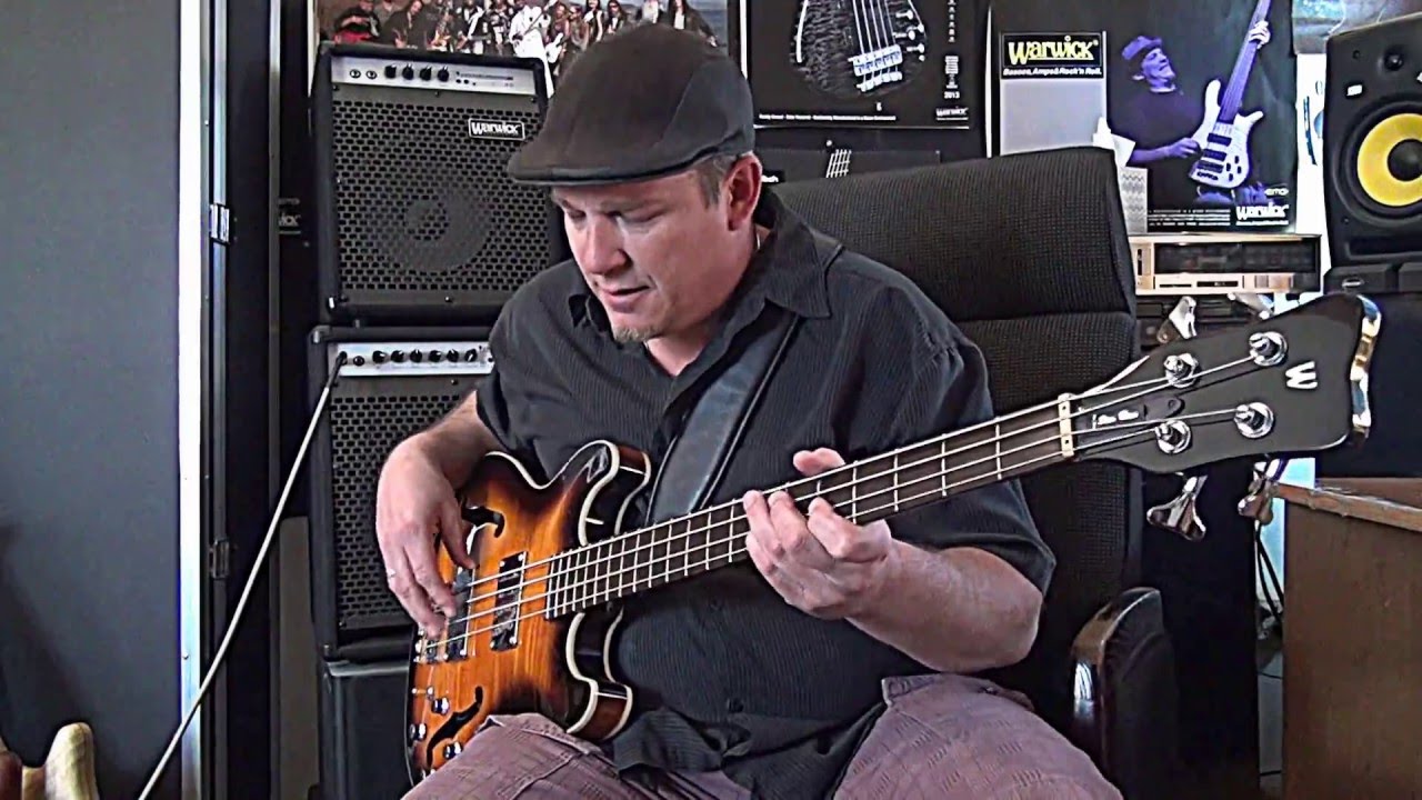 "The Perfect Bass Line" grooving through changes - Andy Irvine - YouTube