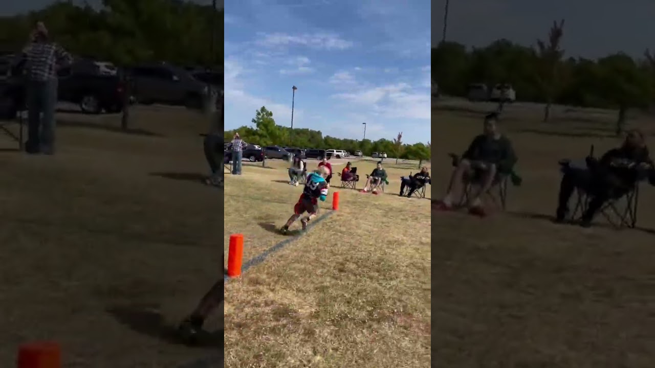 Kid scores a touchdown on a jet sweep #shorts - YouTube