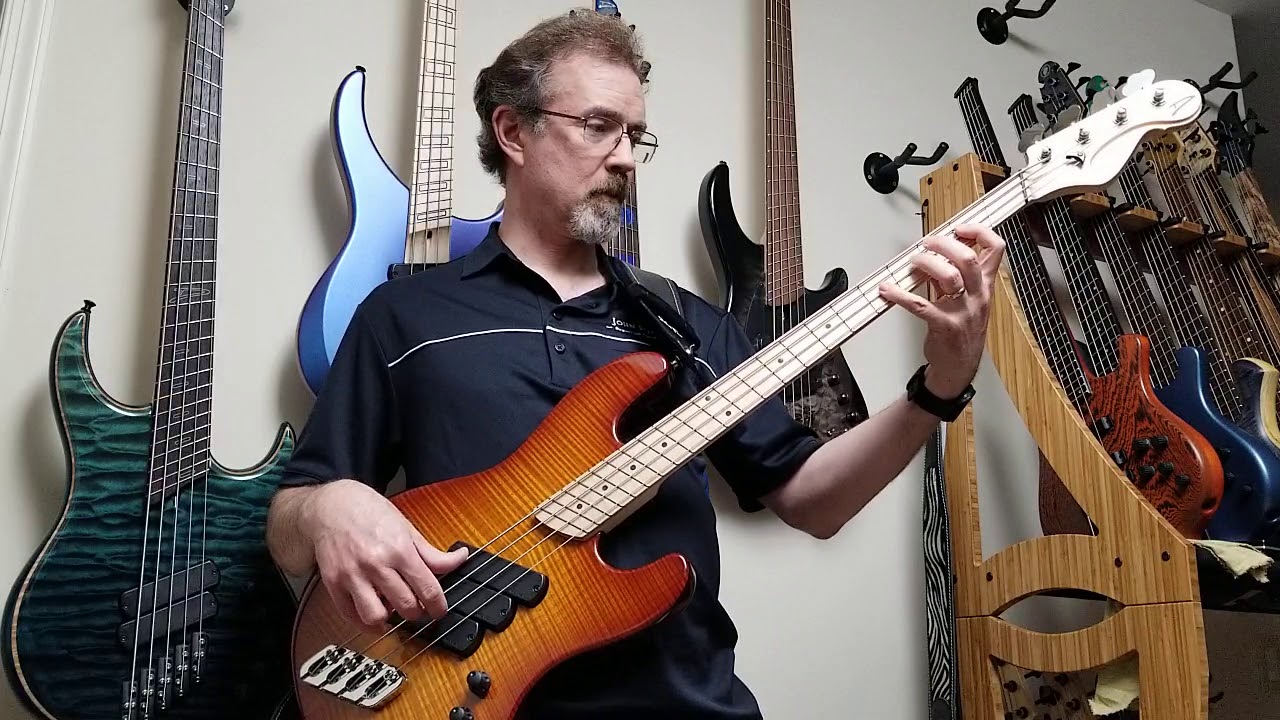 Dingwall Super J 3x 4-string with Ash body and Glockenklang preamp ...