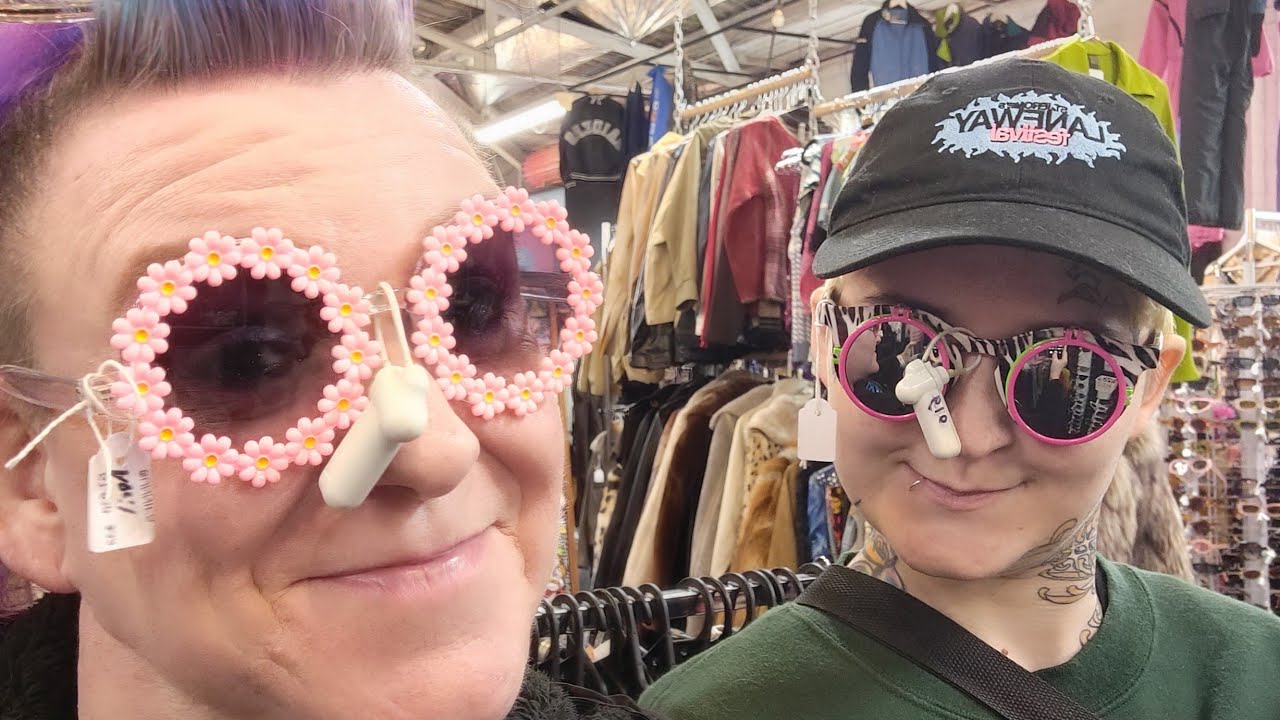 A day out with TKO Tattoos to Retropolis in Preston, Vic - YouTube