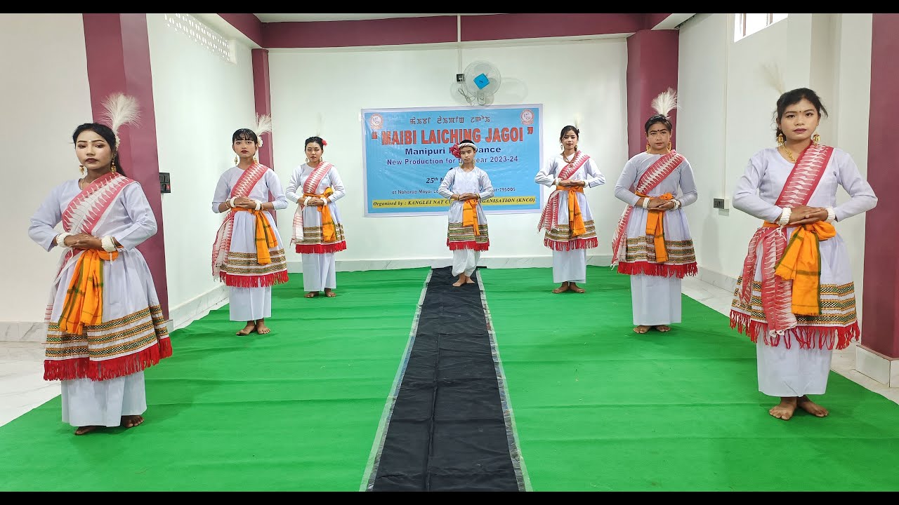 Maibi Laiching Jagoi (Manipuri Folk Dance) - YouTube