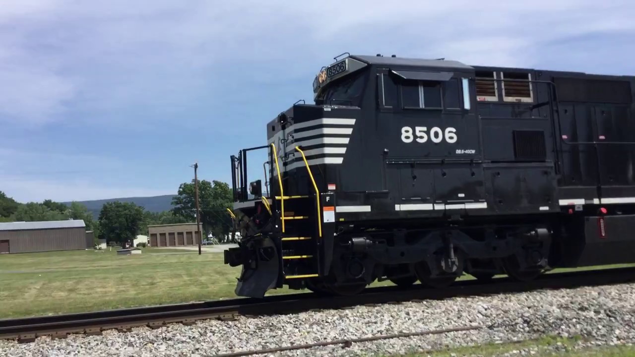 NS 16T has a DSAH 8.5 leading and a Primer Cab and GORAIL unit trailing ...
