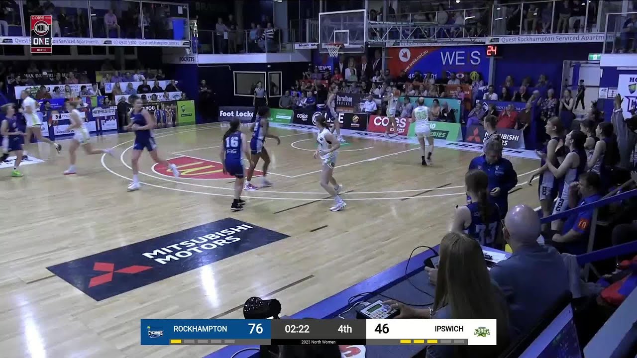 Lara Mcspadden Posts 15 points & 13 rebounds vs. Ipswich - YouTube