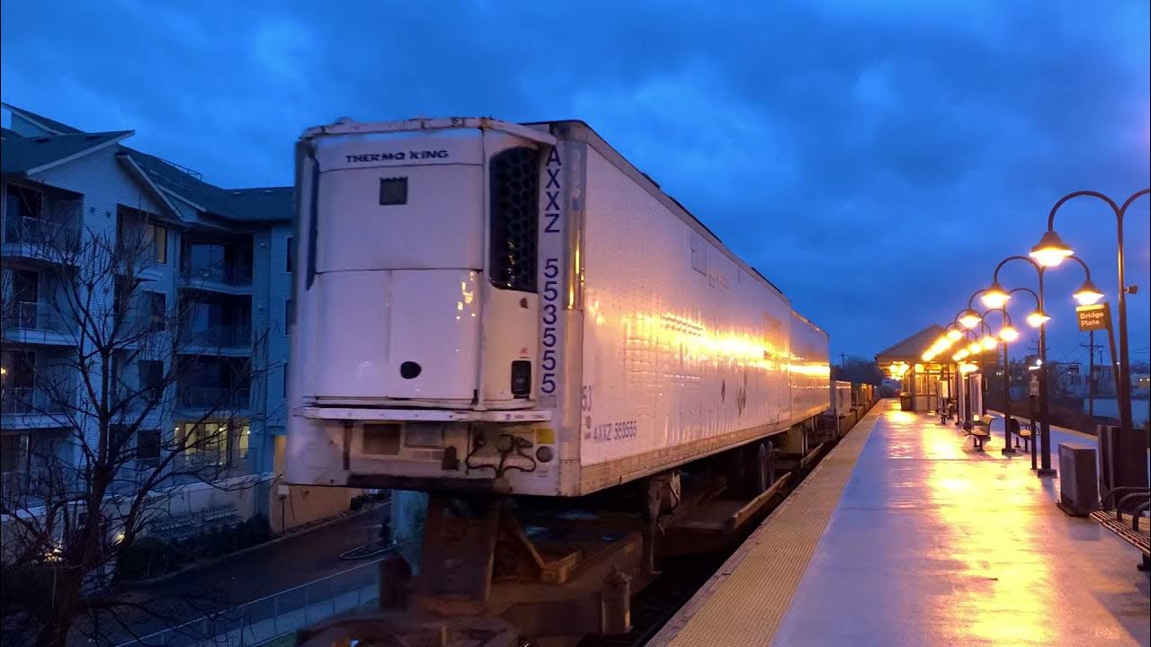 RS5T! NS 8120 ES44AC Leads NS 20K - YouTube