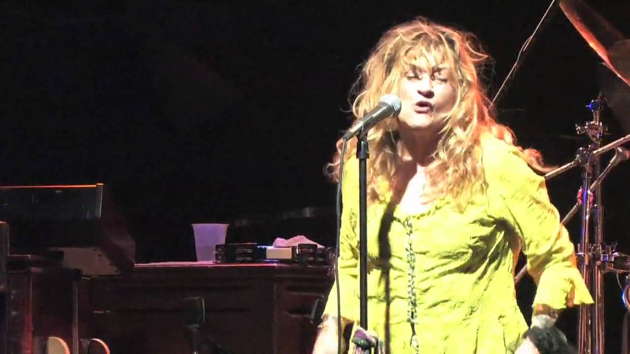 Lydia Pense & Cold Blood "Face The Music" - YouTube