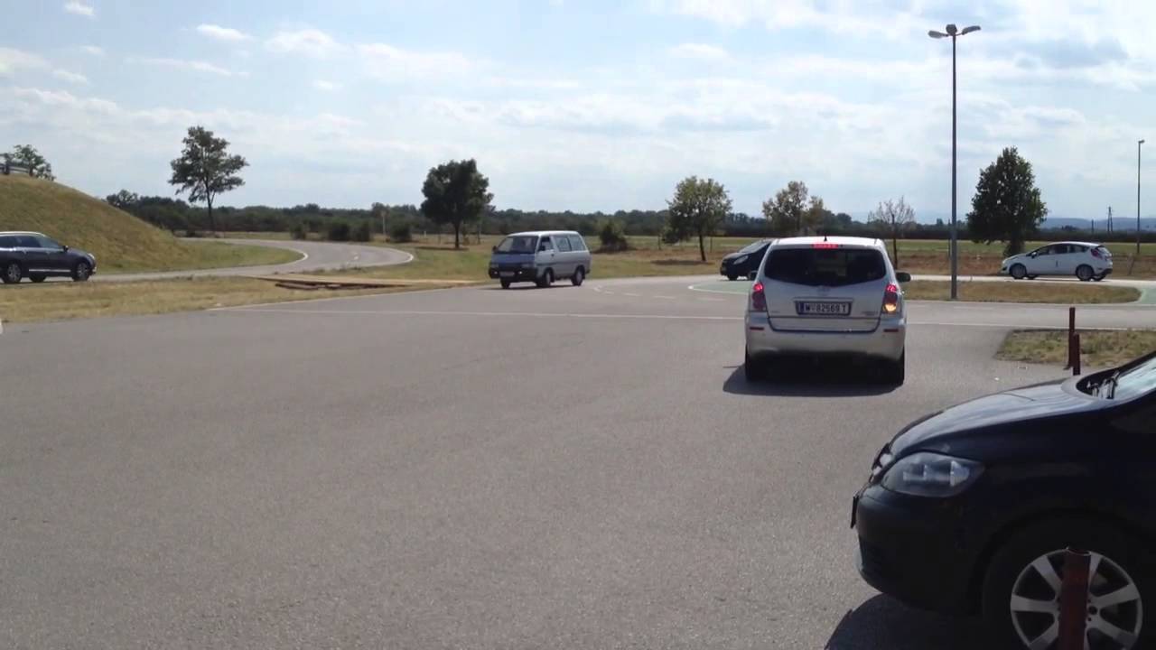 VW Golf mk3 Vento Front - YouTube