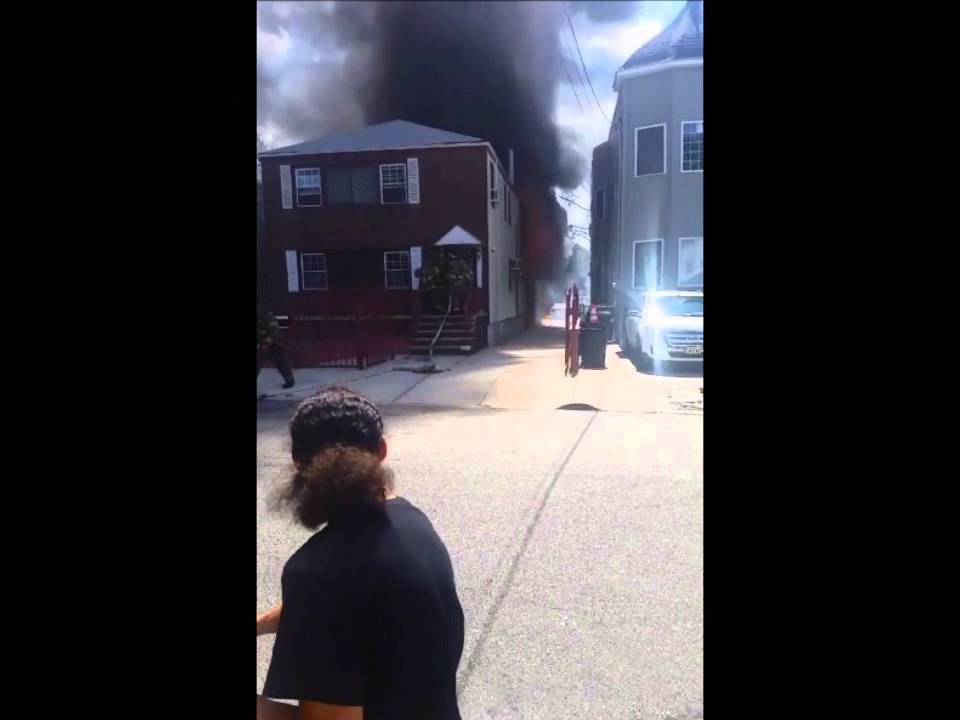 3-alarm fire on Boyd Avenue in Jersey City - YouTube
