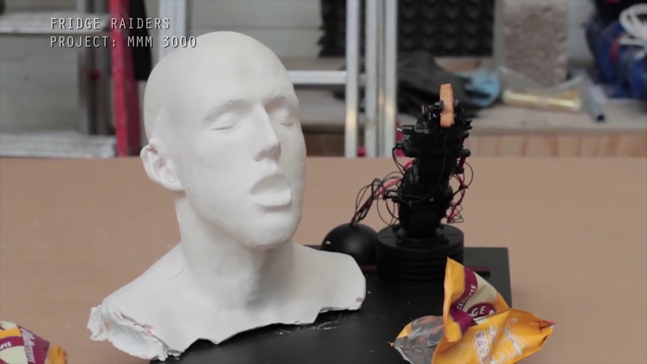 Robot Slap - YouTube