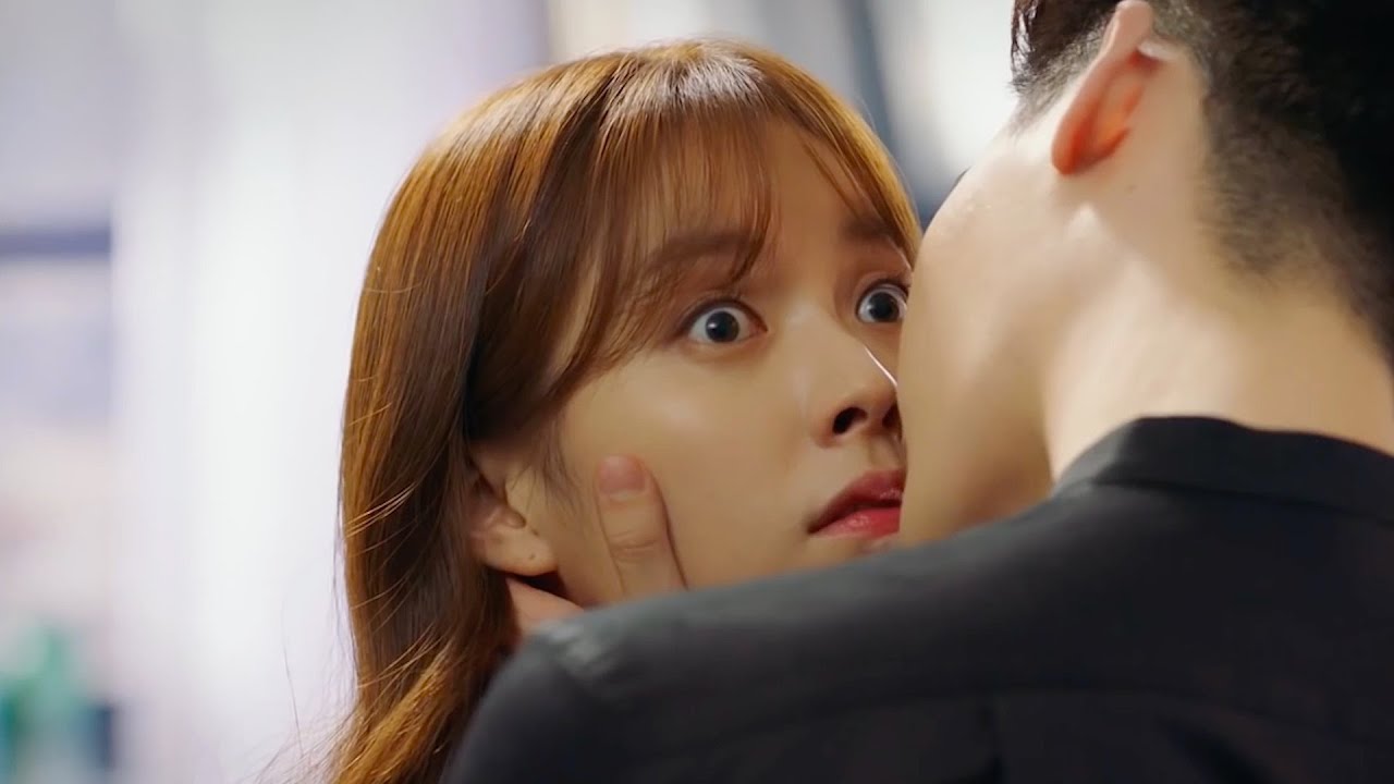 W TWO WORLDS BEST KISSING SCENES - YouTube