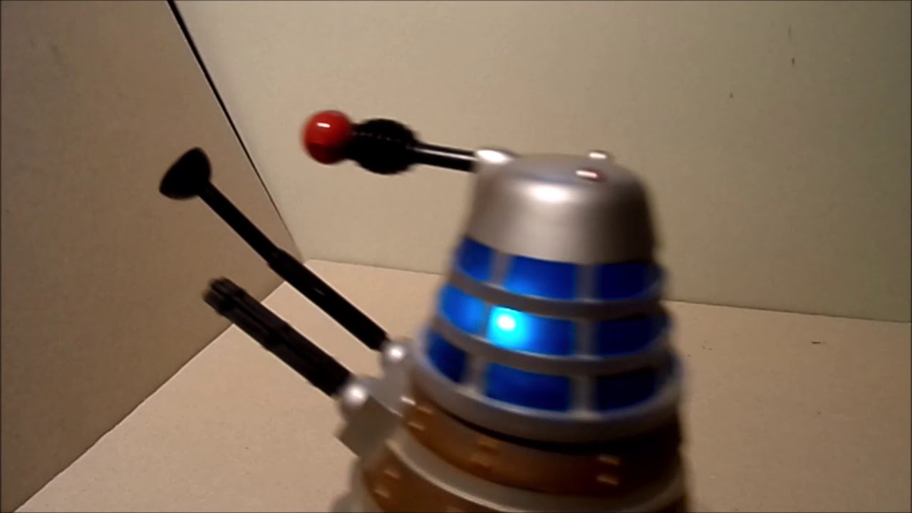 Louis Marx DALEK - YouTube