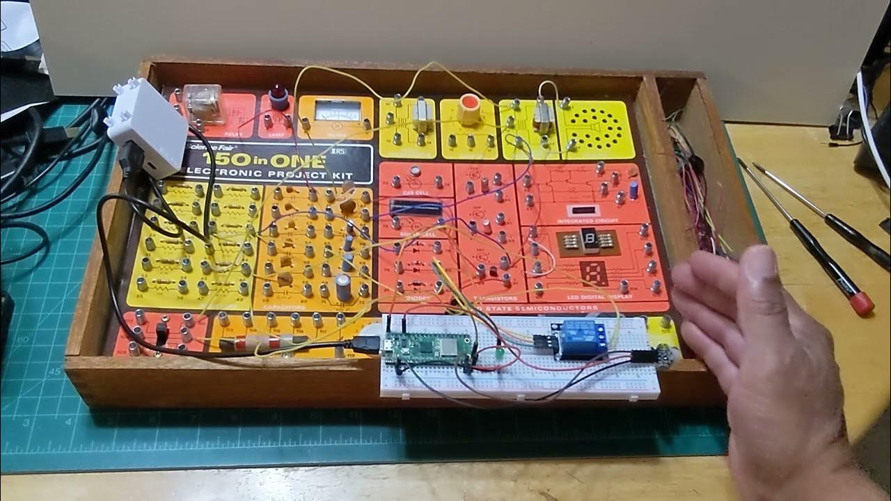 A Raspberry Pi Pico Controlled Frequency Shift Oscillator - YouTube