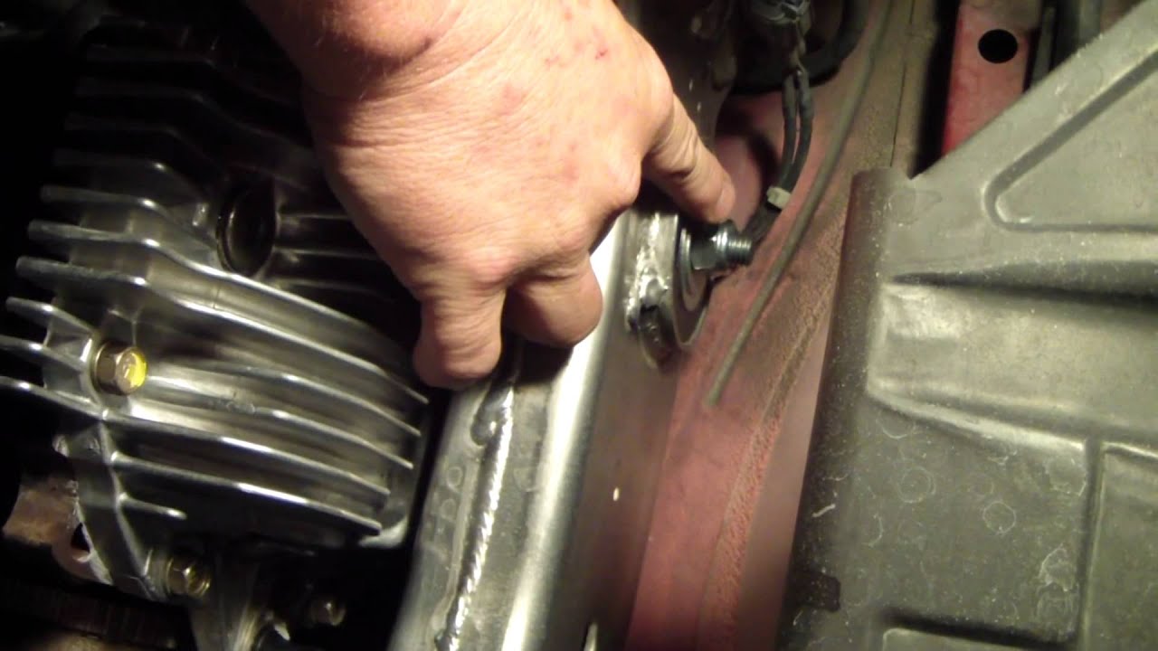 Nissan Solutions: Patented Diff Mount/Removal Tool - YouTube