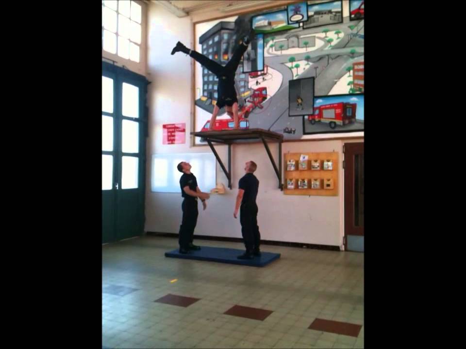 Pompiers de Paris - Planche 25+ - YouTube