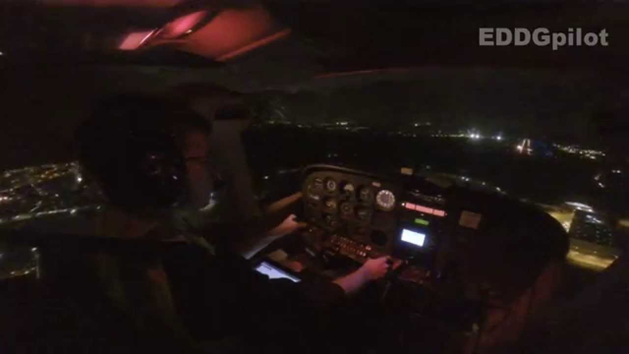 Cessna C172 Night-VFR Cockpitview HD - YouTube