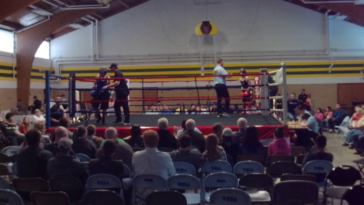 Tyler Swan Leech Lake VS Blaize Freeman Lakes Area Boxing 3-31-17 - YouTube