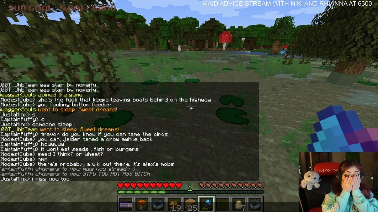 Minx forgets how to whisper in minecraft - YouTube