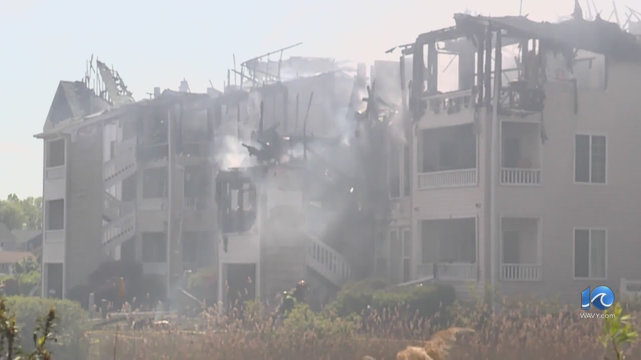 Witnesses describe massive Hampton fire - YouTube